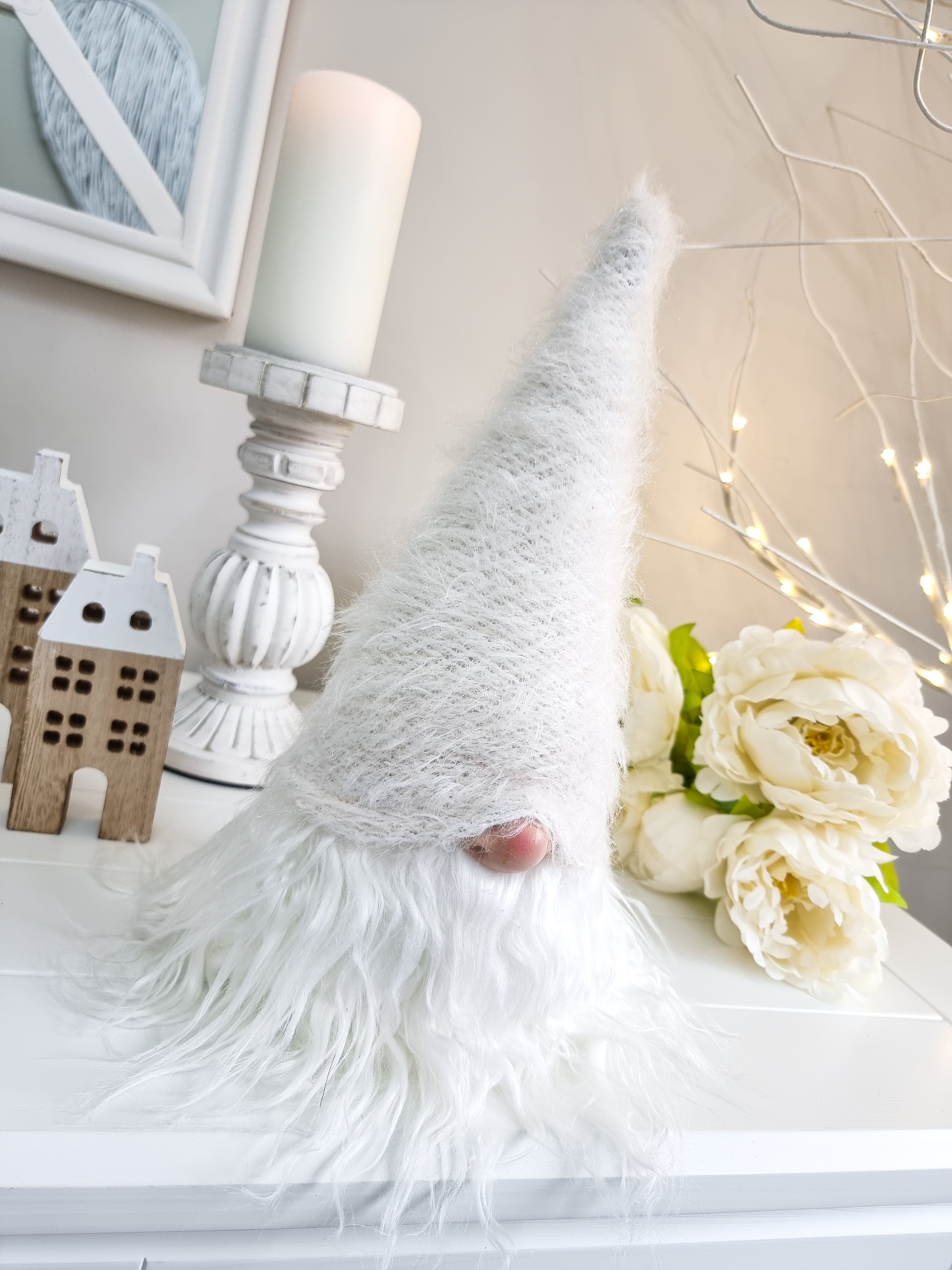 Winter Wonderland White Fluffy Gonk – Peony Blossom Interiors